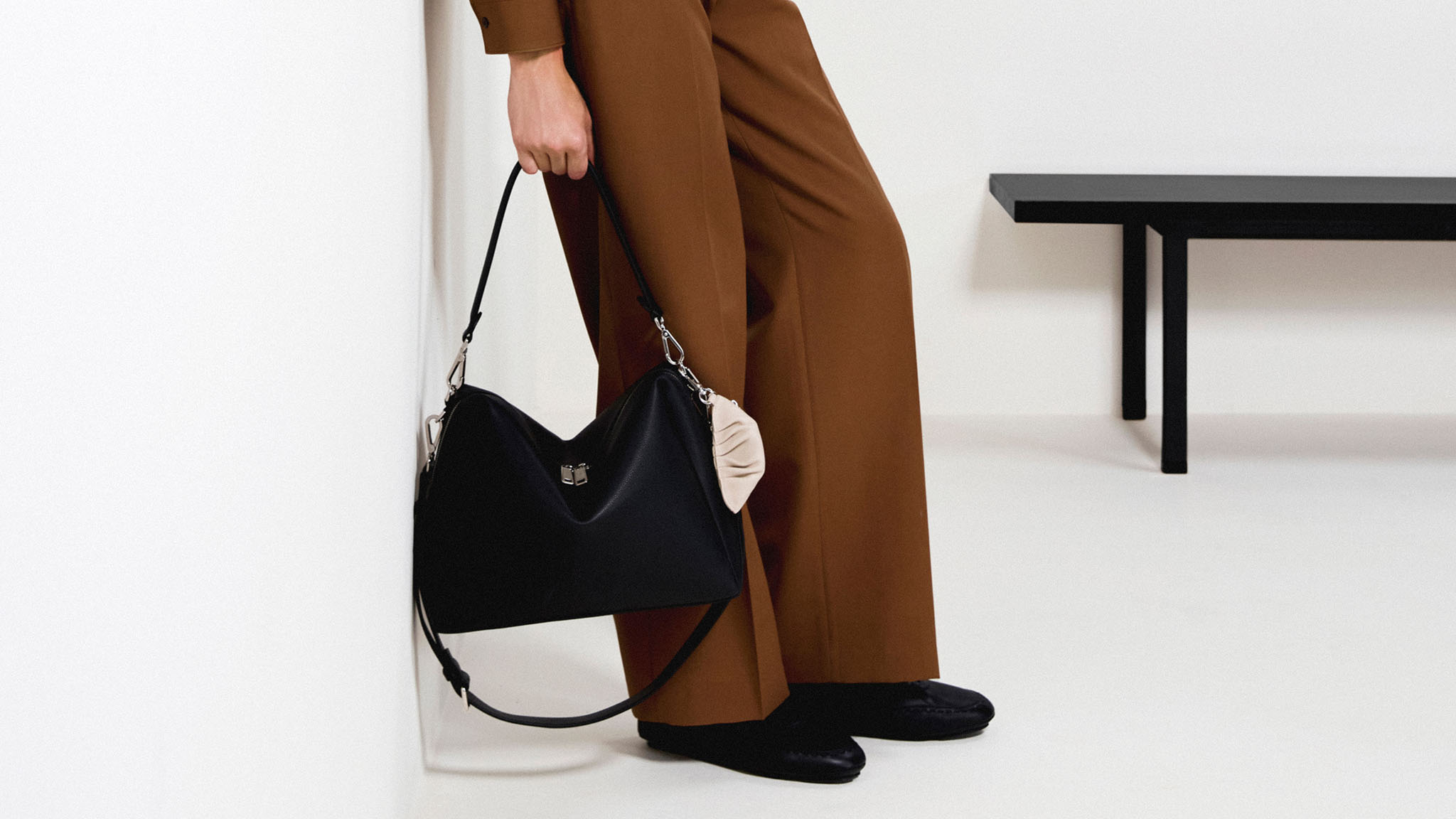 Women's Designer Slides | FENDI US