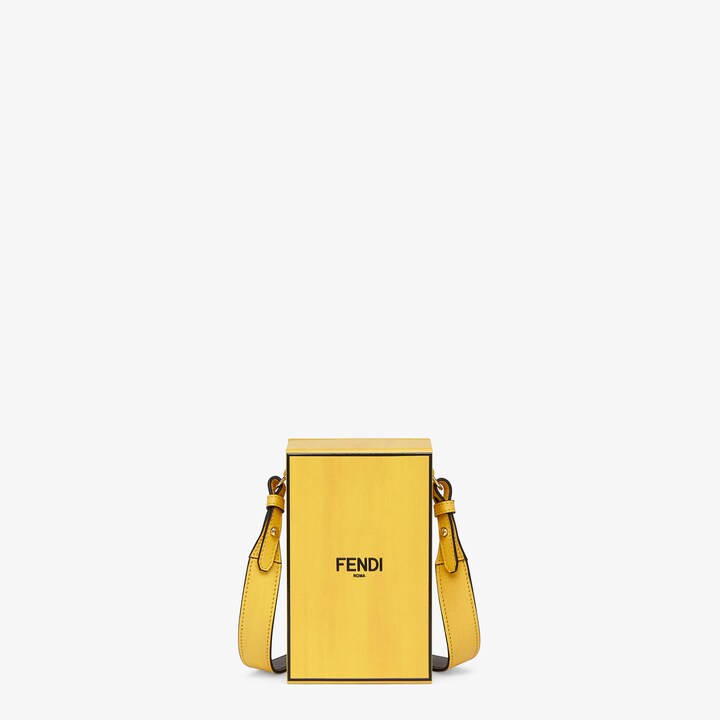 【Pack手袋系列】Pack盒子造型手袋_Pack抽绳手拿包-FENDI官网