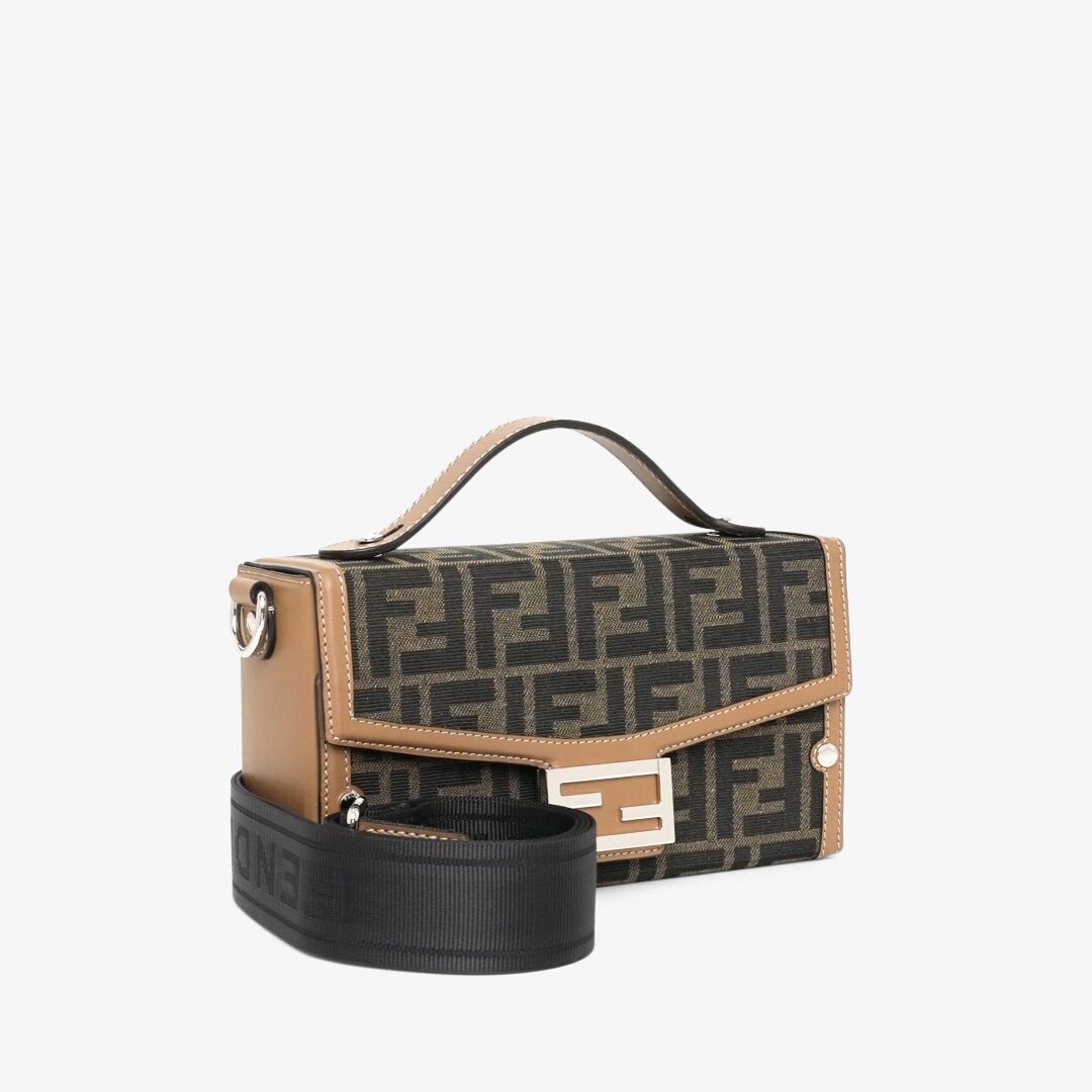 バゲット ソフトトランク ファブリック ブラウン | Fendi バゲット ソフトトランク ファブリック ブラウン | Fendi