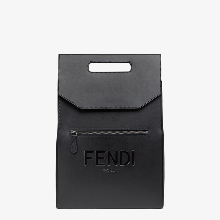 【Pack手袋系列】Pack盒子造型手袋_Pack抽绳手拿包-FENDI官网