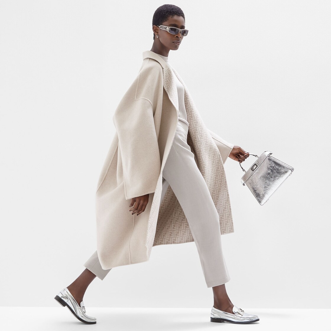 Peekaboo ISeeU Petite - Silver craquelé leather bag | Fendi