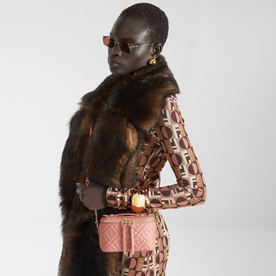 FENDI VANITY手袋-FF图案粉红色迷你包-FENDI芬迪中国官网